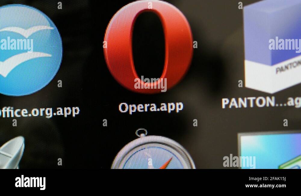 Opera web browser Stock Videos & Footage - HD and 4K Video Clips - Alamy