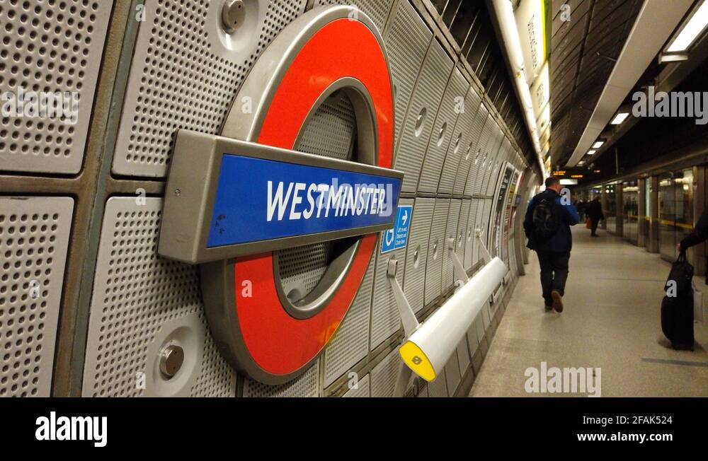 Westminster underground platform sign Stock Videos & Footage - HD and ...