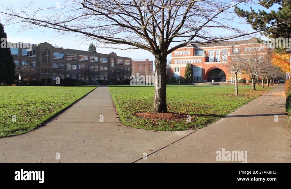 Campus walkways Stock Videos & Footage - HD and 4K Video Clips - Alamy