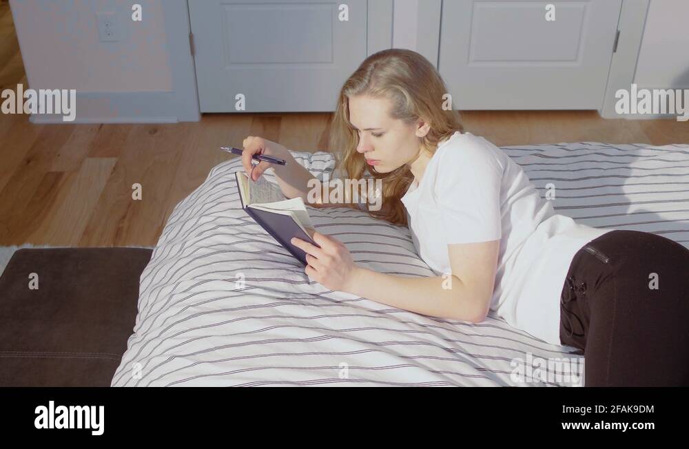 Tidy room Stock Videos & Footage - HD and 4K Video Clips - Alamy