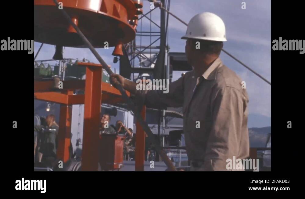 Diving bell underwater Stock Videos & Footage - HD and 4K Video Clips ...