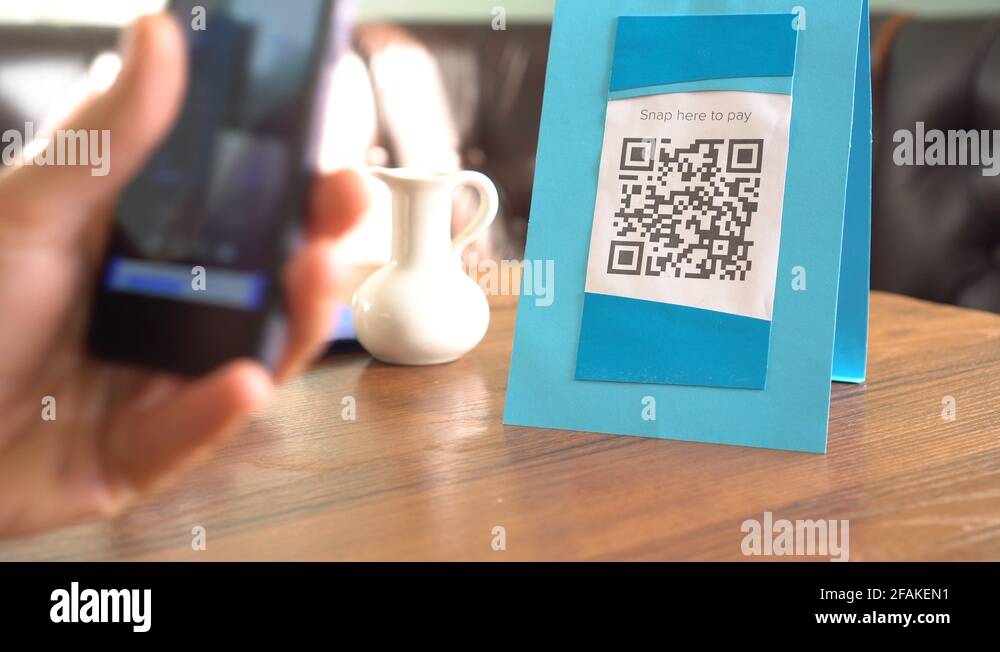 Qr code payment Stock Videos & Footage - HD and 4K Video Clips - Alamy