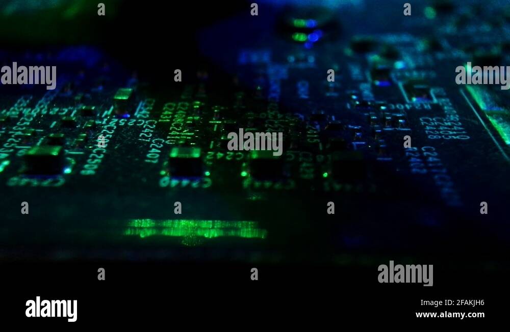 Pcb capacitor Stock Videos & Footage - HD and 4K Video Clips - Alamy