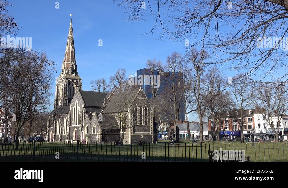 Turnham green Stock Videos & Footage - HD and 4K Video Clips - Alamy