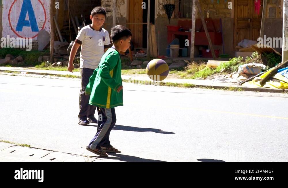 Peruvian children playing Stock Videos & Footage - HD and 4K Video ...