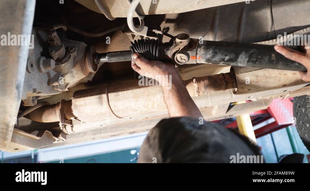 Differential shaft Stock Videos & Footage - HD and 4K Video Clips - Alamy