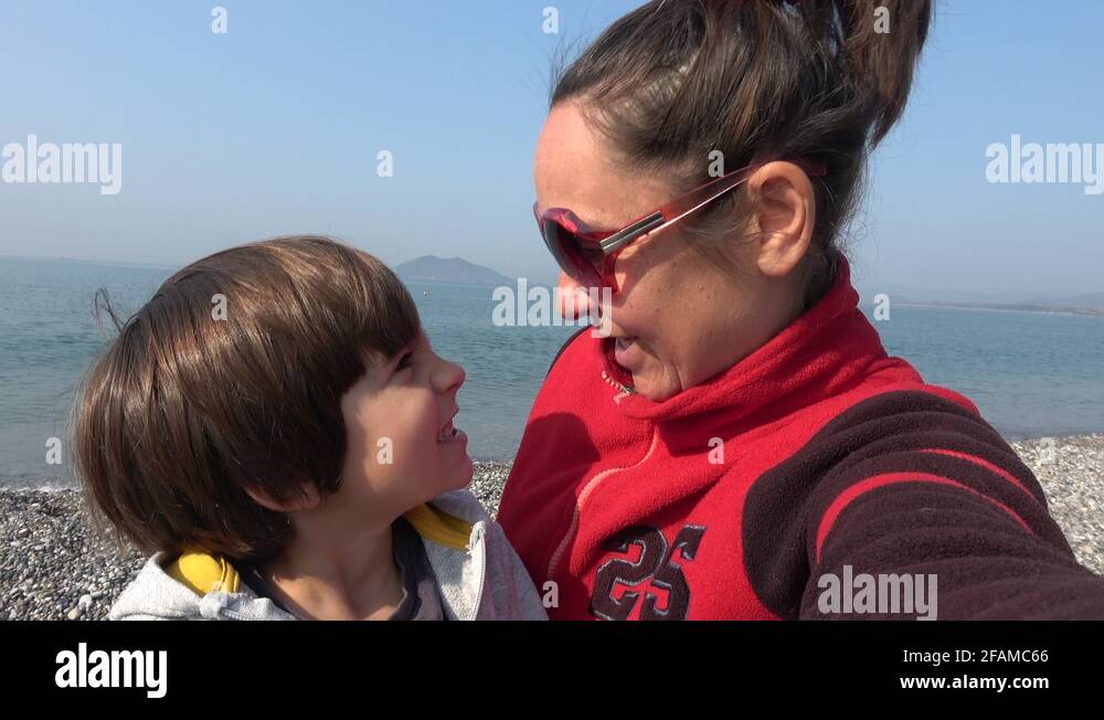 Knock together Stock Videos & Footage - HD and 4K Video Clips - Alamy