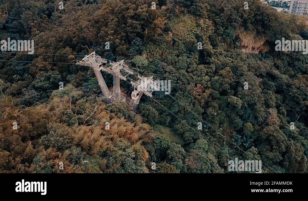 Cable car tower Stock Videos & Footage - HD and 4K Video Clips - Alamy