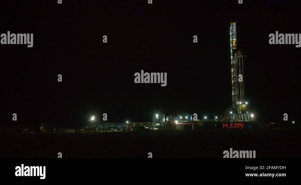 Oil rig lights Stock Videos & Footage - HD and 4K Video Clips - Alamy