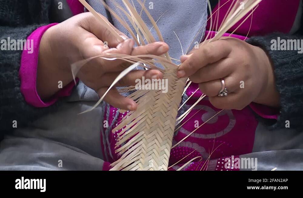 Female weaving africa Stock Videos & Footage - HD and 4K Video Clips ...