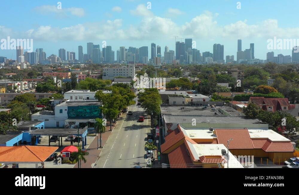 Street with landmarks Stock Videos & Footage - HD and 4K Video Clips ...