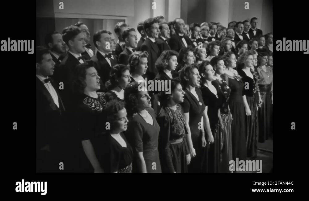 Opera choir Stock Videos & Footage - HD and 4K Video Clips - Alamy
