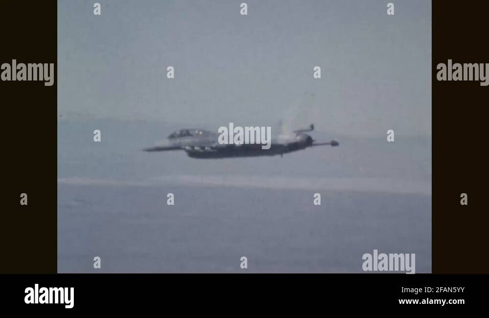 Test program Stock Videos & Footage - HD and 4K Video Clips - Alamy