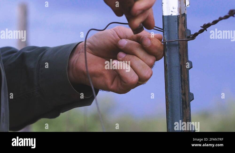 Twist the wire Stock Videos & Footage - HD and 4K Video Clips - Alamy