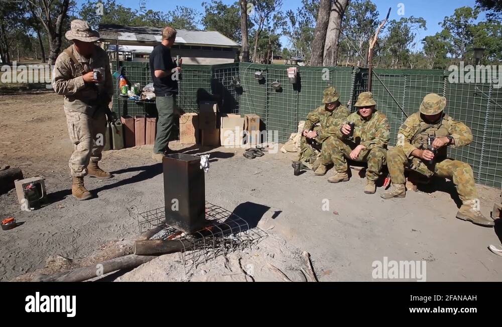 MRF-D train with Australian Army units during Exercise Hamel - 2014 ...