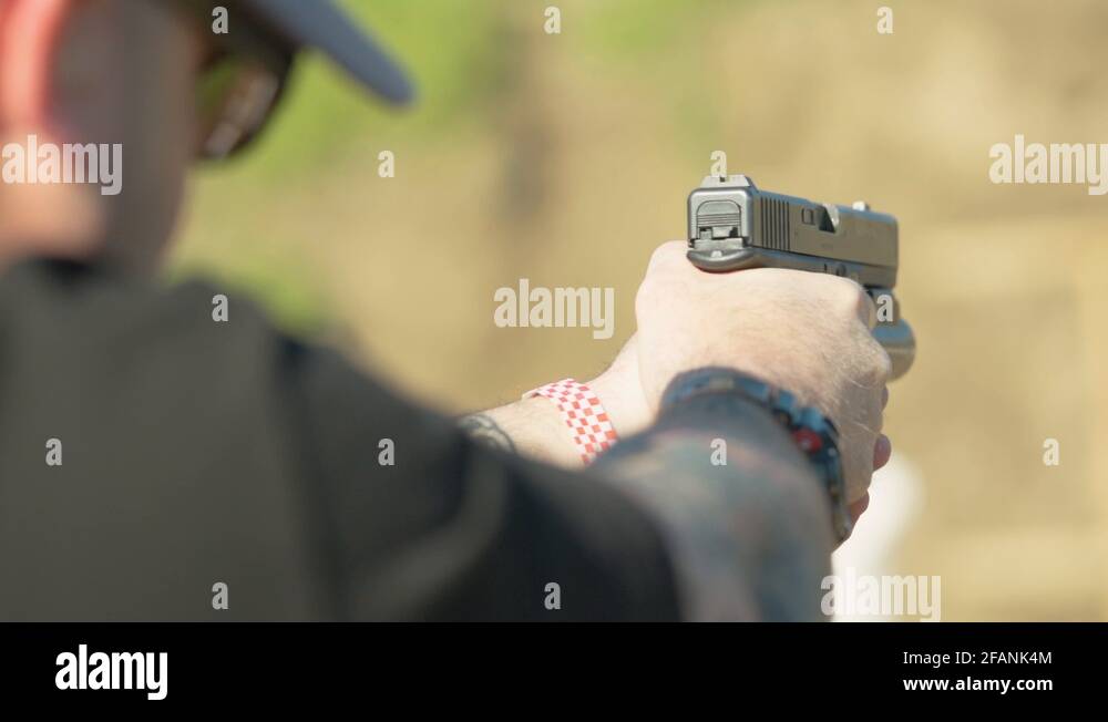 Pistol vector Stock Videos & Footage - HD and 4K Video Clips - Alamy