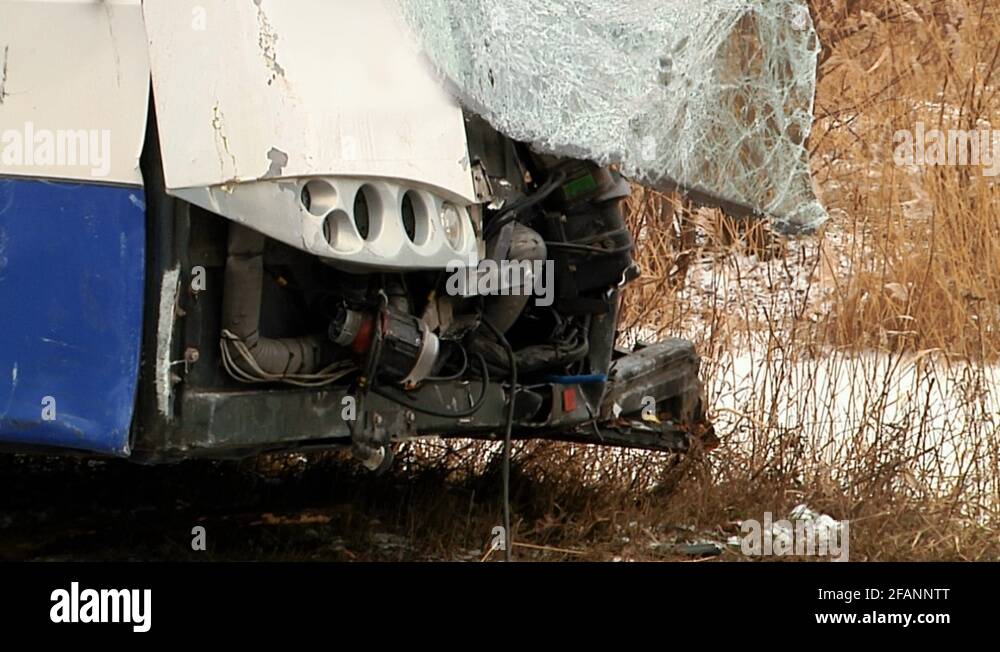 Bus failure Stock Videos & Footage - HD and 4K Video Clips - Alamy
