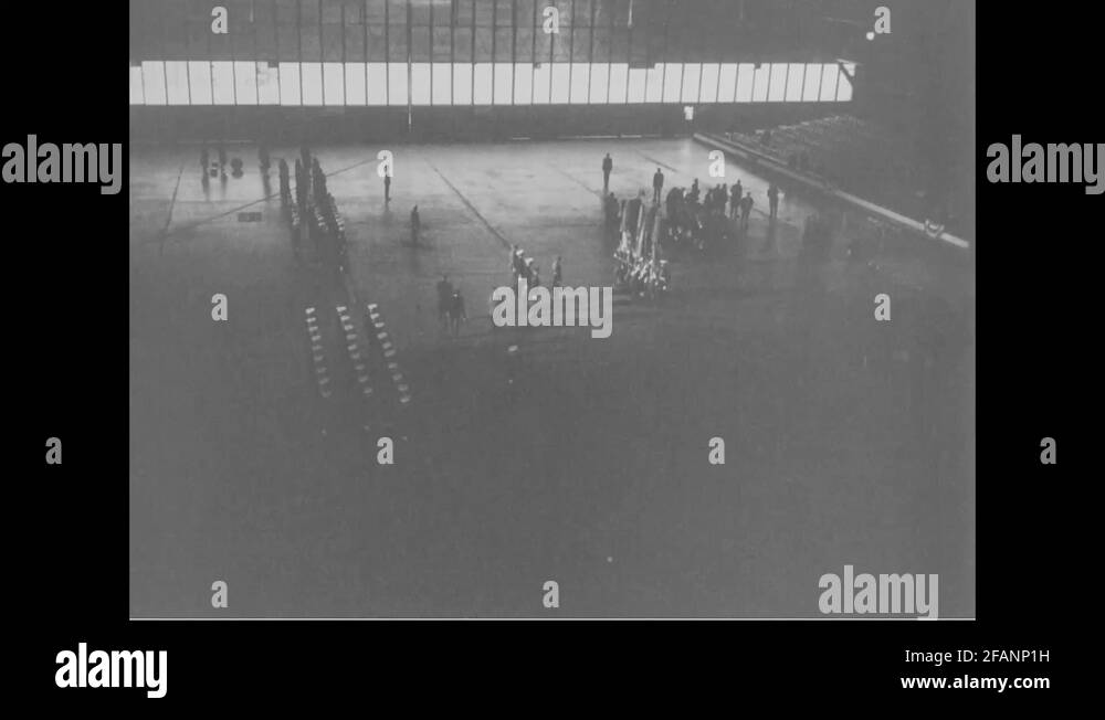 Usaf bagpipe band Stock Videos & Footage - HD and 4K Video Clips - Alamy