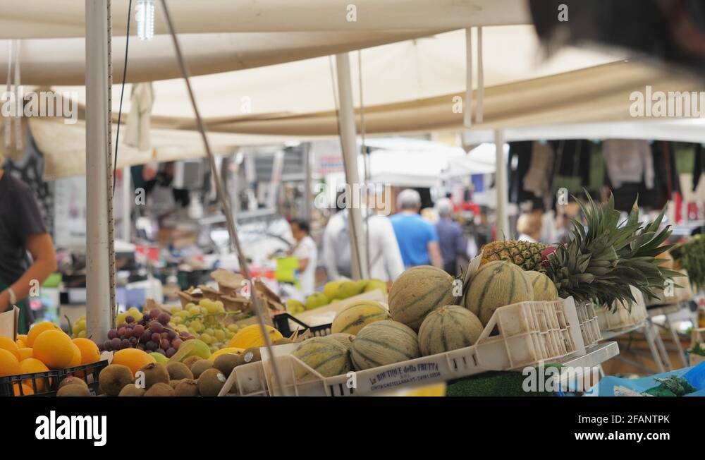 Outdoor food market fruit store Stock Videos & Footage - HD and 4K ...