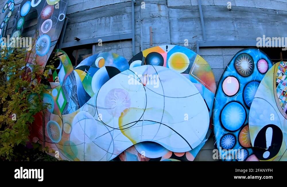 Japan graffiti Stock Videos & Footage - HD and 4K Video Clips - Alamy