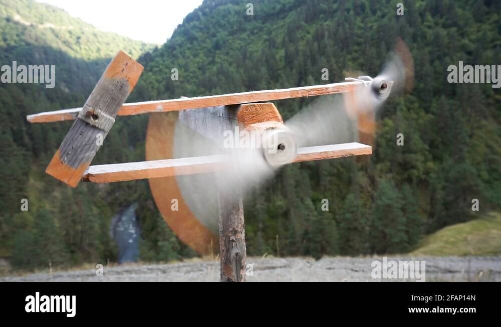 Wind vane propeller Stock Videos & Footage - HD and 4K Video Clips - Alamy