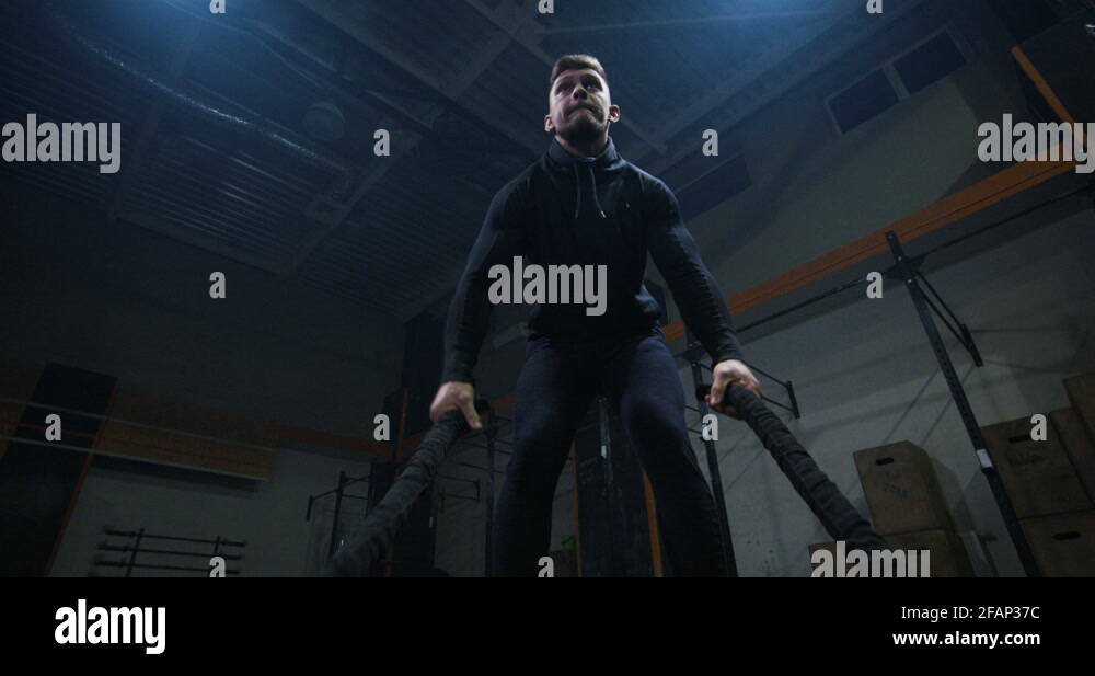 Battle rope Stock Videos & Footage - HD and 4K Video Clips - Alamy