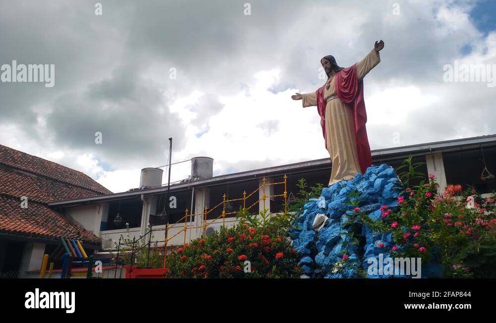 Crux symbol Stock Videos & Footage - HD and 4K Video Clips - Alamy