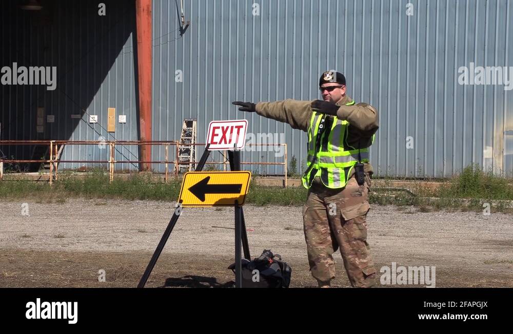 Traffic distribution Stock Videos & Footage - HD and 4K Video Clips - Alamy