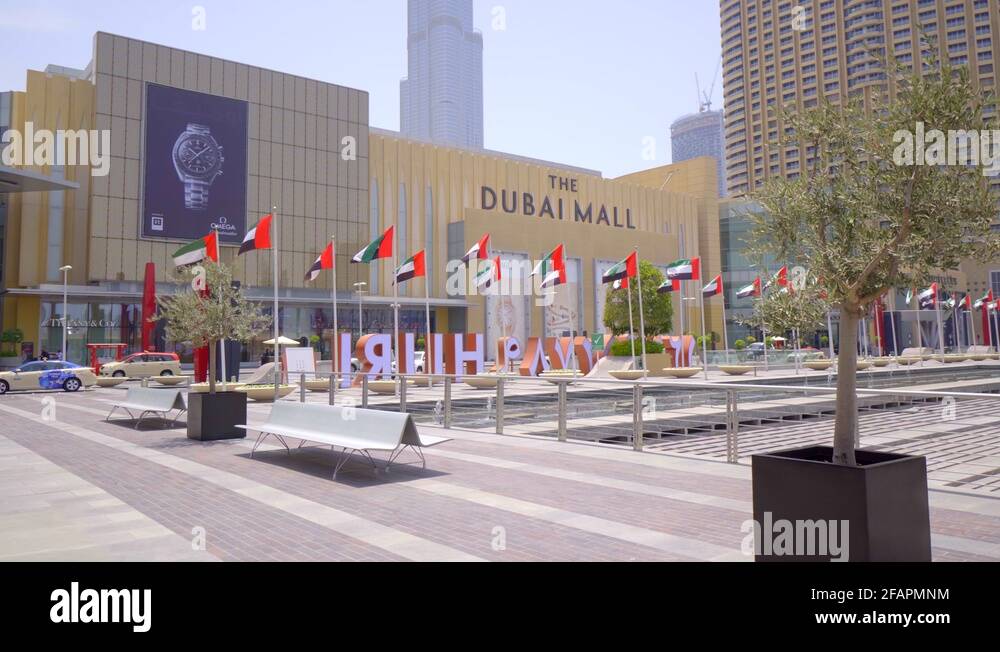 Shopping mall outside Stock Videos & Footage - HD and 4K Video Clips ...