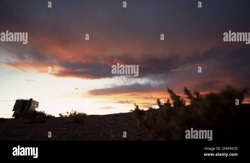Campervan sunset Stock Videos & Footage - HD and 4K Video Clips - Alamy
