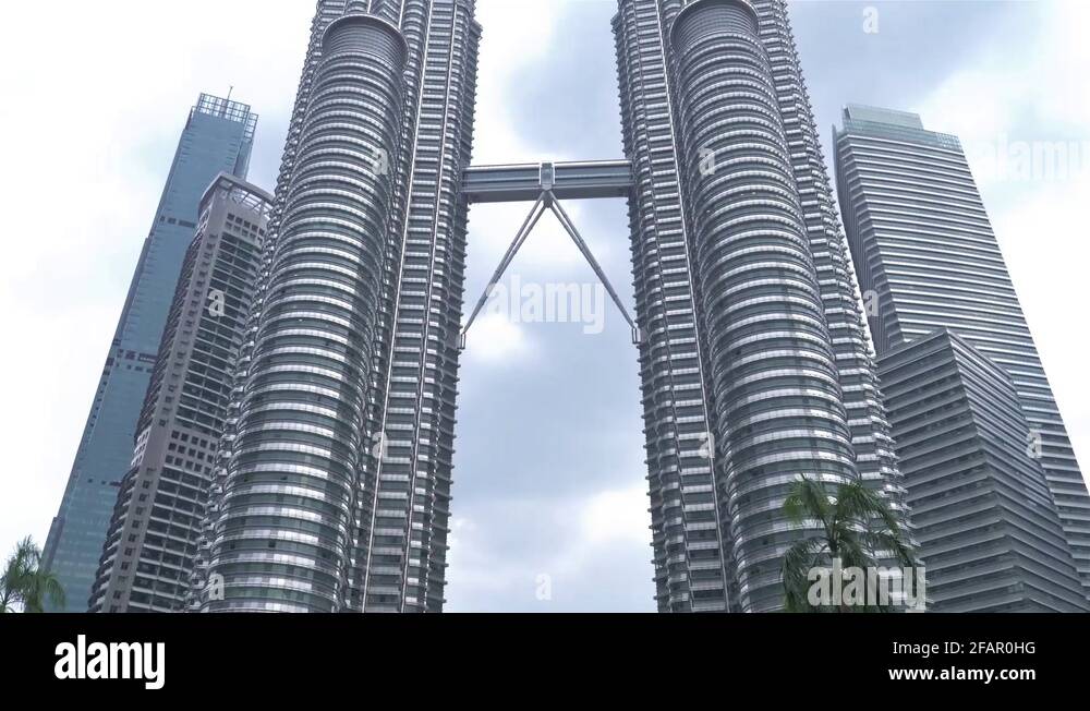 Beautiful front view of the Petronas twin towers in Kuala Lumpur ...