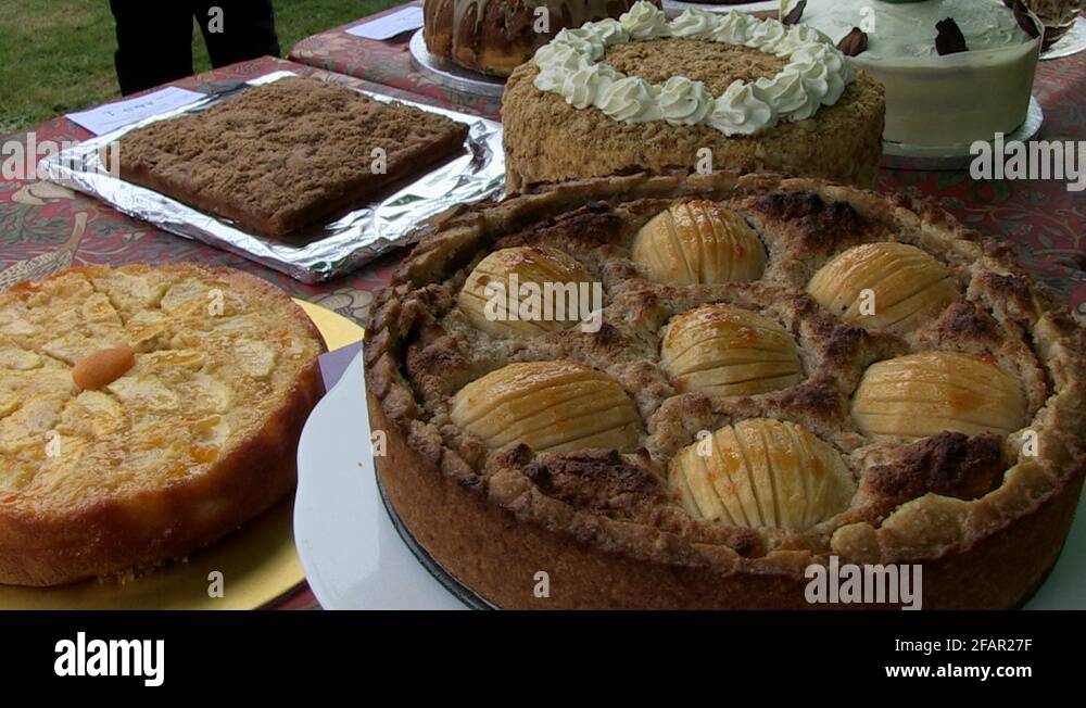 Pie stall Stock Videos & Footage - HD and 4K Video Clips - Alamy