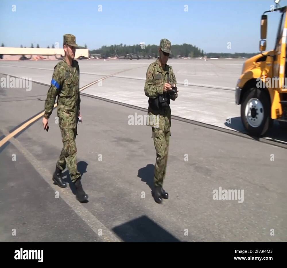 Helicopter fueling Stock Videos & Footage - HD and 4K Video Clips - Alamy