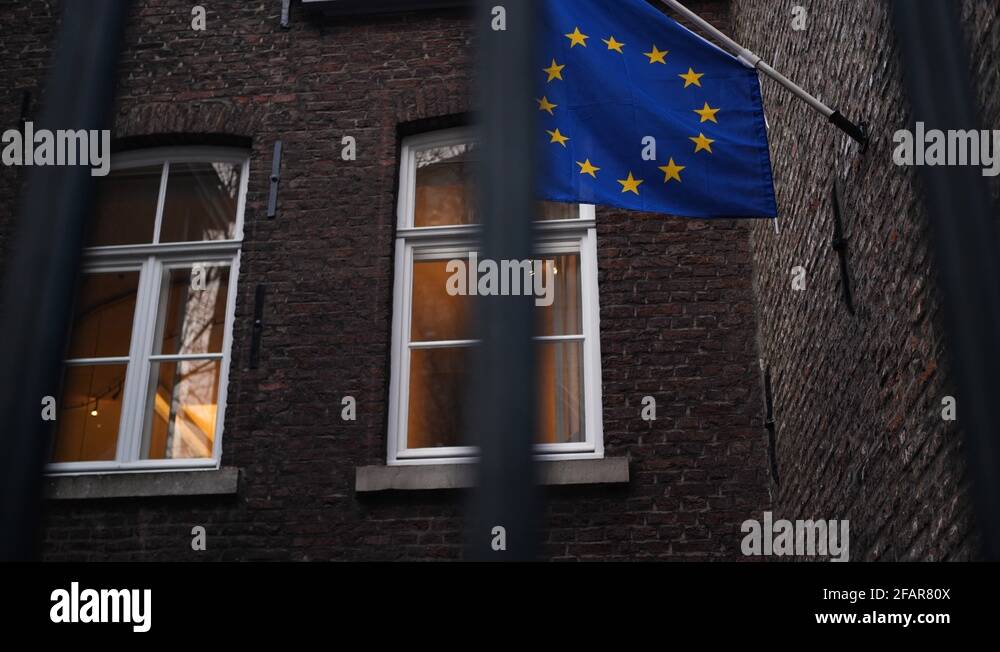 Metaphor symbol Stock Videos & Footage - HD and 4K Video Clips - Alamy