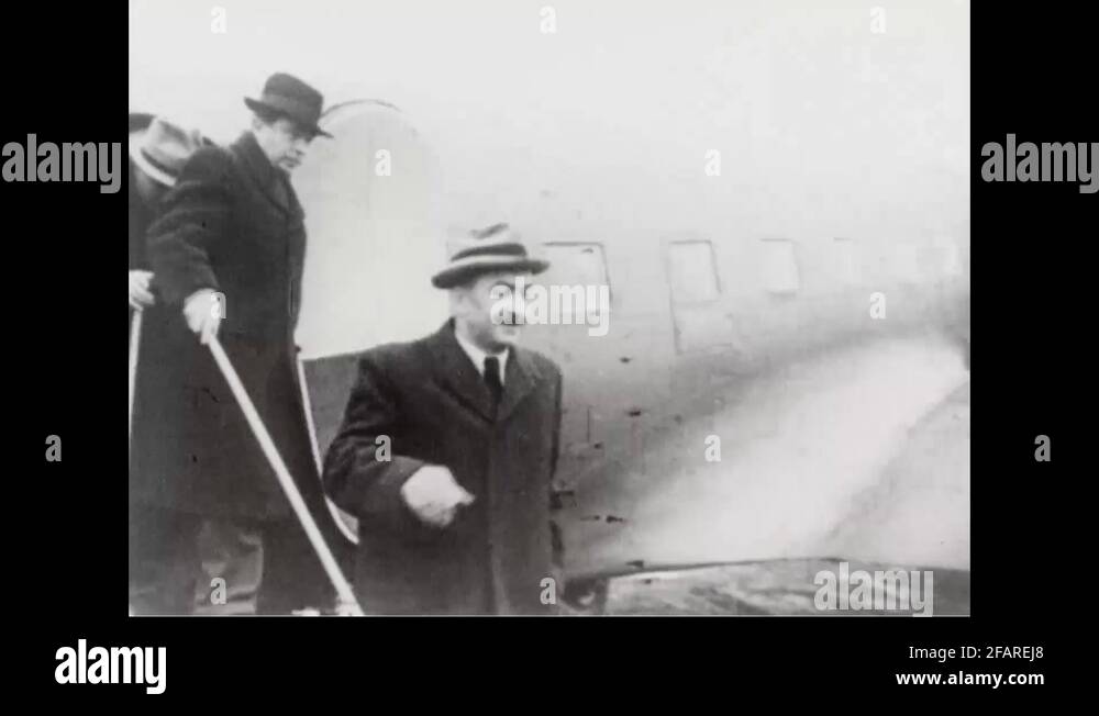 Revolution cast Stock Videos & Footage - HD and 4K Video Clips - Alamy