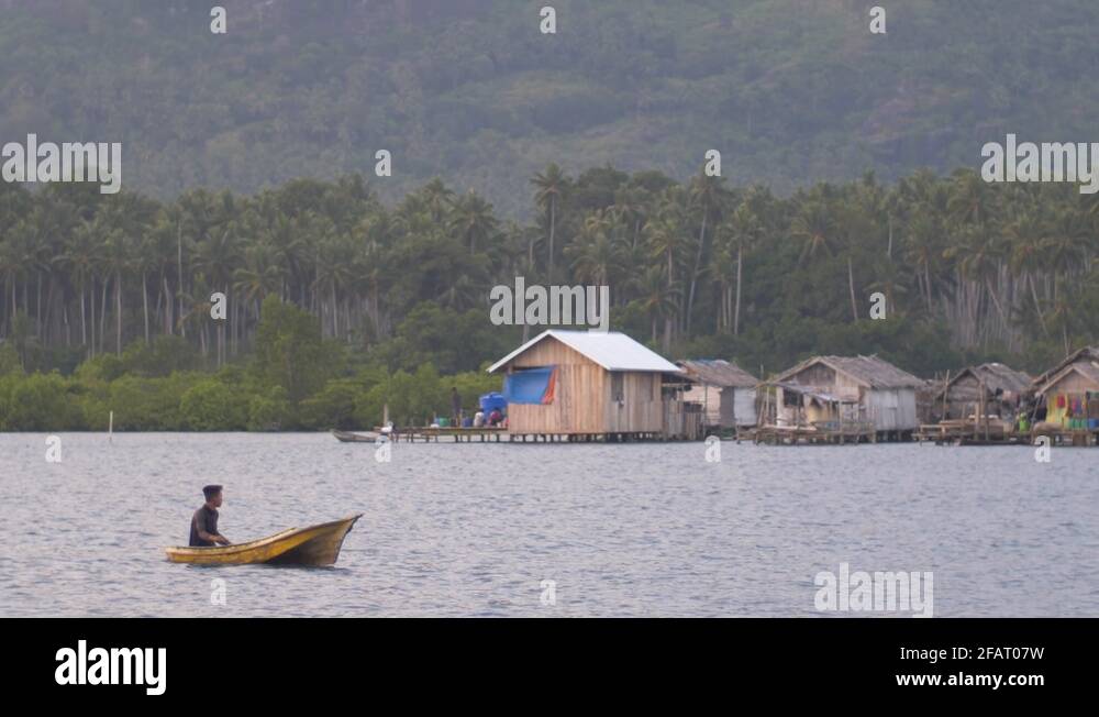 Huts built on the water Stock Videos & Footage - HD and 4K Video Clips ...