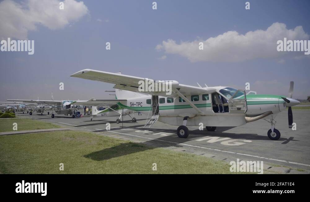 Small taxi Stock Videos & Footage - HD and 4K Video Clips - Alamy