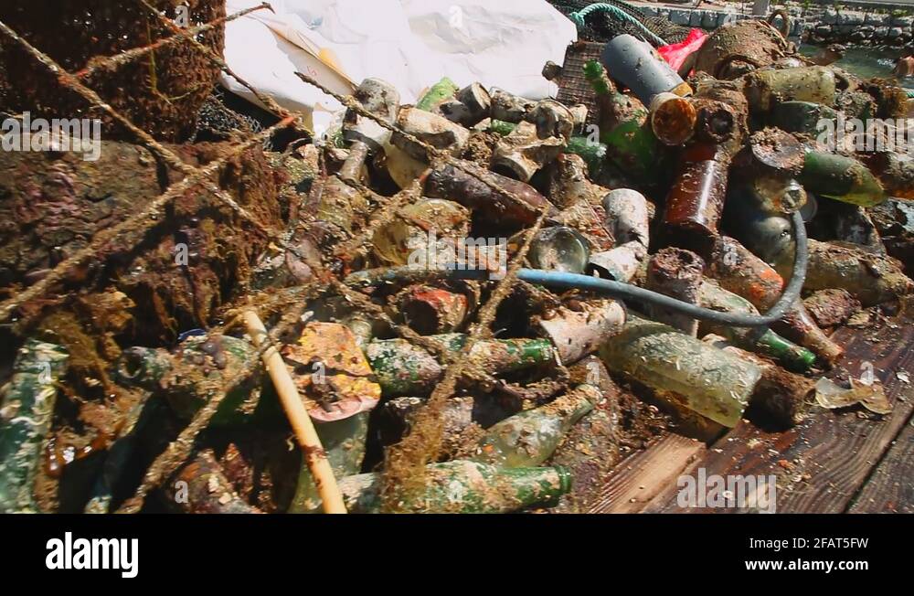 Sea waste Stock Videos & Footage - HD and 4K Video Clips - Alamy