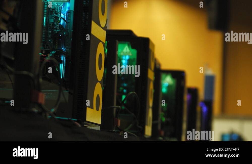 Gaming computers Stock Videos & Footage - HD and 4K Video Clips - Alamy