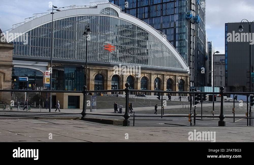 Arch curve Stock Videos & Footage - HD and 4K Video Clips - Alamy