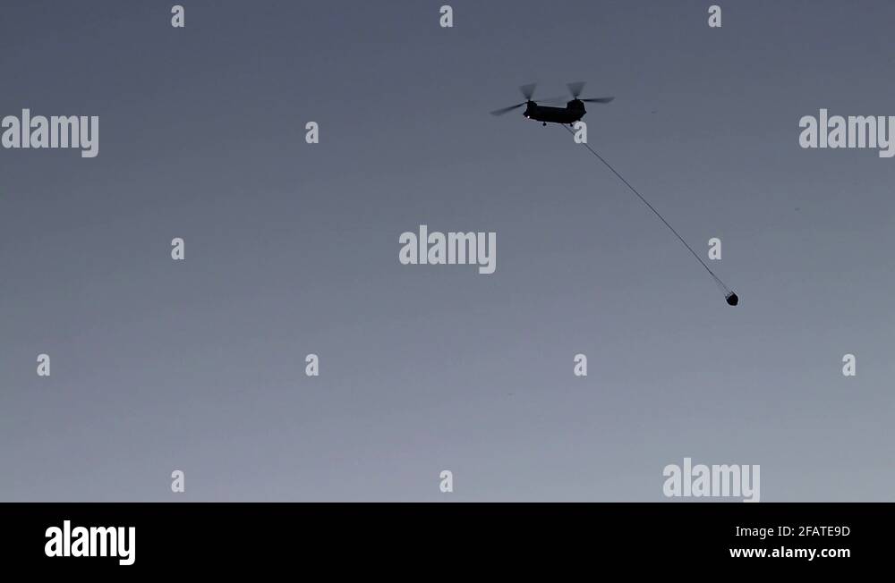 Boeing ch 47 chinook helicopter Stock Videos & Footage - HD and 4K ...