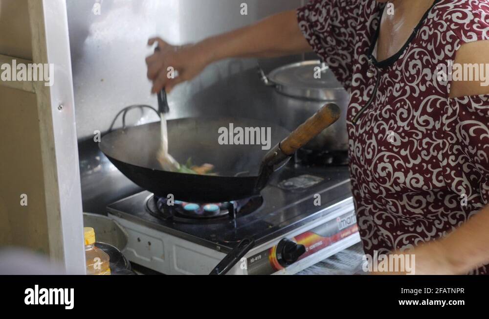 Woman no face Stock Videos & Footage - HD and 4K Video Clips - Alamy