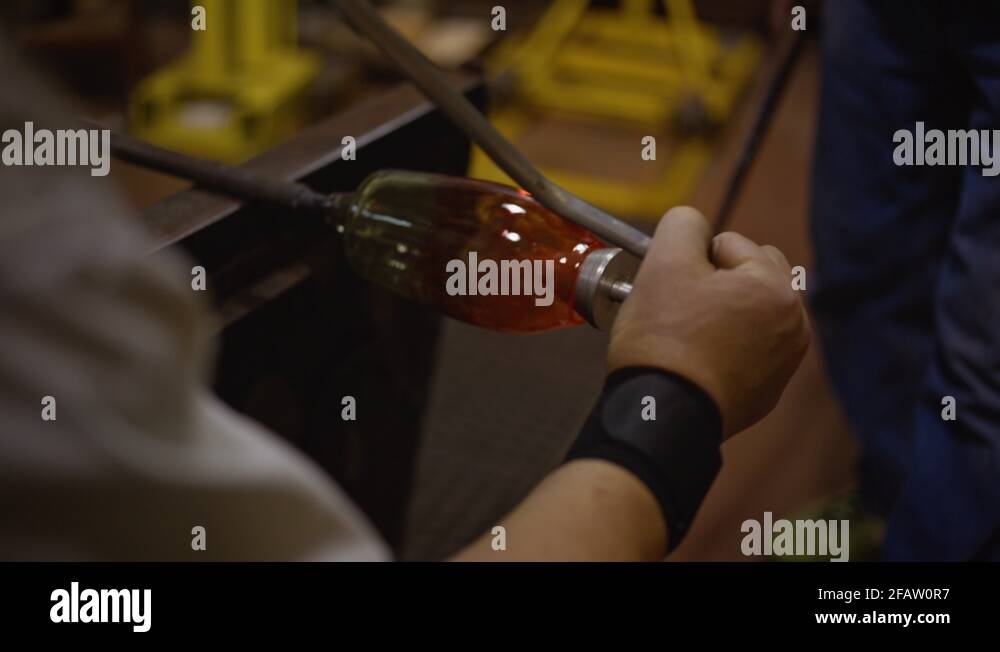 Glass shaping oven Stock Videos & Footage - HD and 4K Video Clips - Alamy