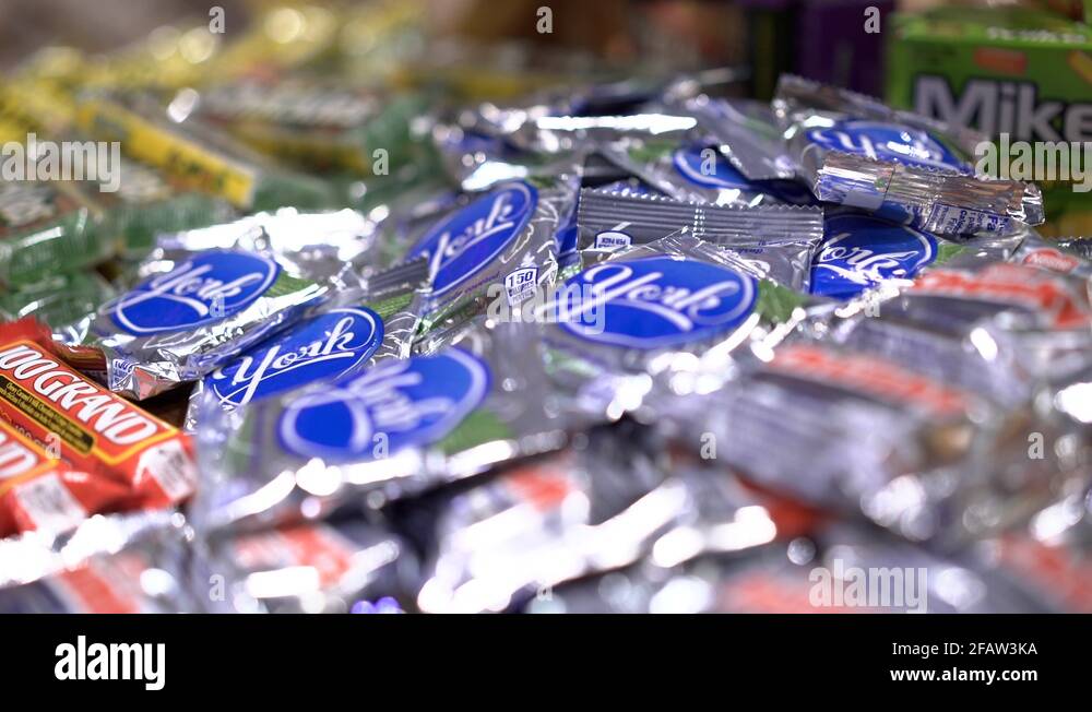 York bars Stock Videos & Footage - HD and 4K Video Clips - Alamy