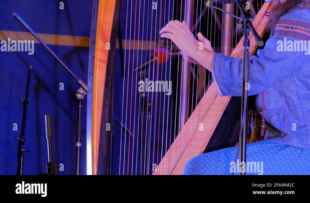 Harp on stage Stock Videos & Footage - HD and 4K Video Clips - Alamy
