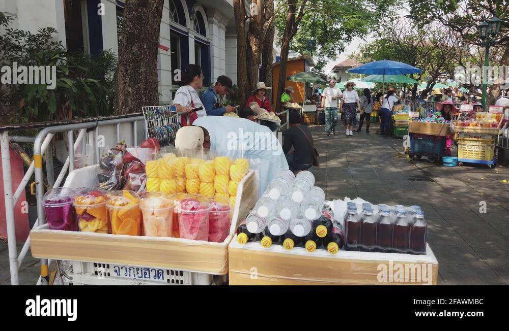Fresh fruit juice stand Stock Videos & Footage - HD and 4K Video Clips ...