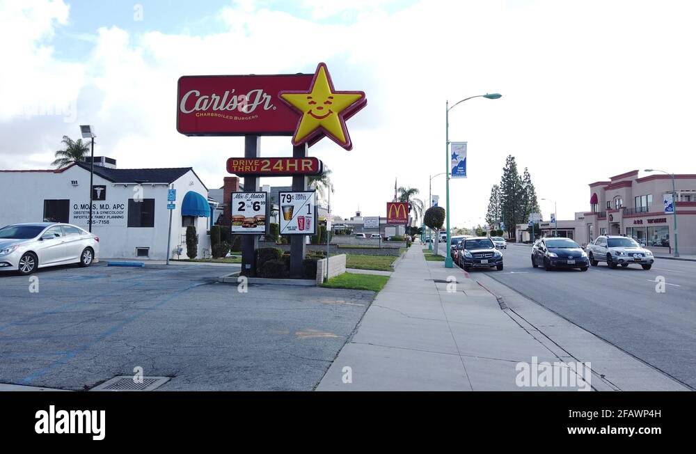 Carl's jr restaurant Stock Videos & Footage - HD and 4K Video Clips - Alamy