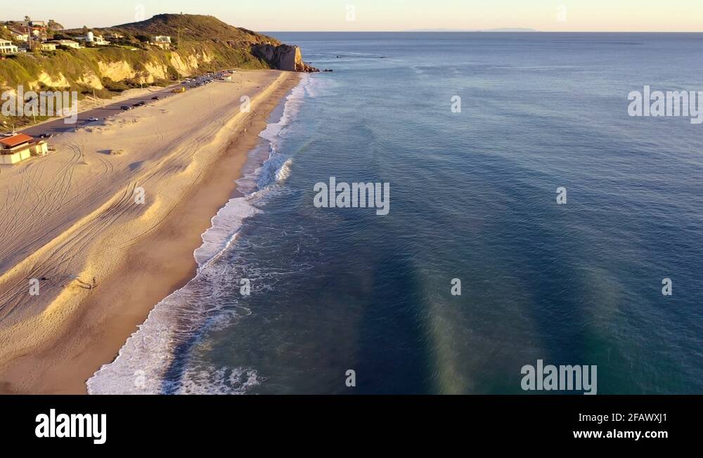 Zuma beach sunset Stock Videos & Footage - HD and 4K Video Clips - Alamy