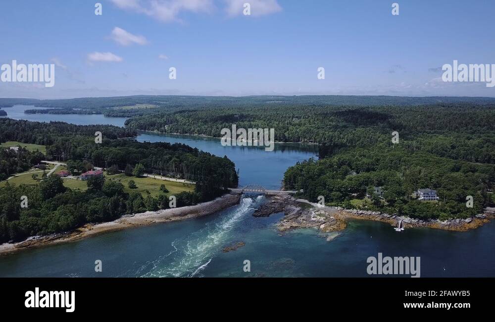 Falls bridge road Stock Videos & Footage - HD and 4K Video Clips - Alamy