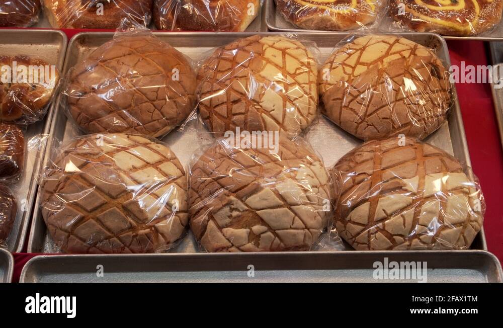 Concha bread Stock Videos & Footage - HD and 4K Video Clips - Alamy
